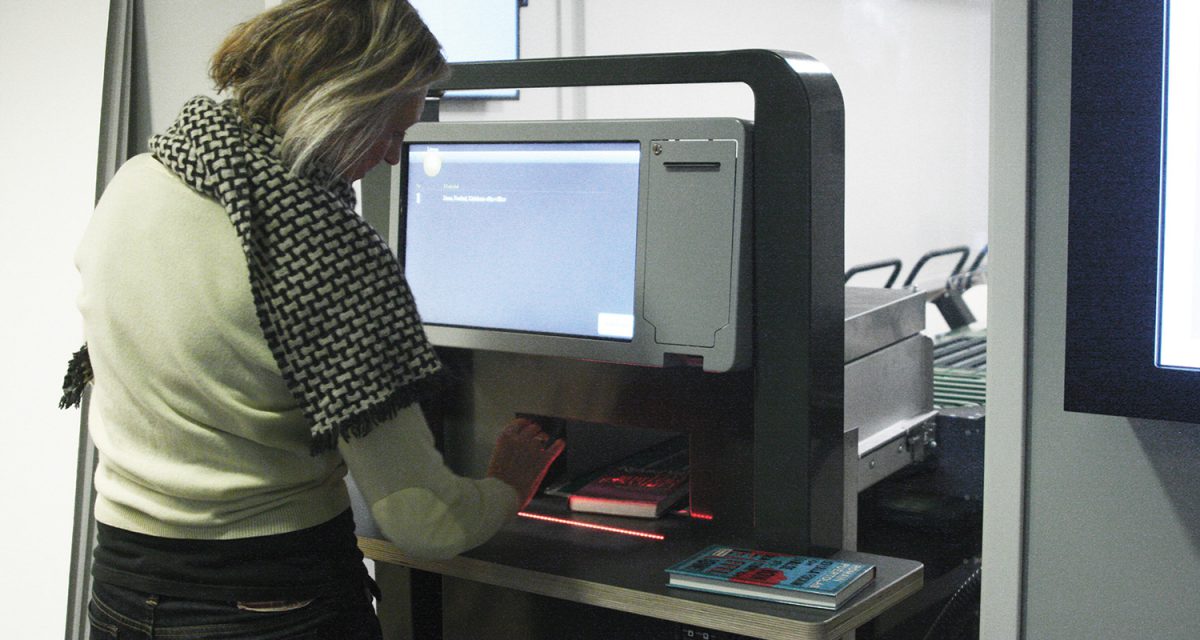 AMH Lyngsoe Library Mate™ 5000 - EnvisionWare